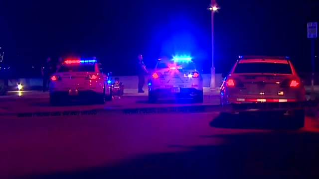 Man dies after falling into ocean over seawall in Miami - WSVN 7News ...