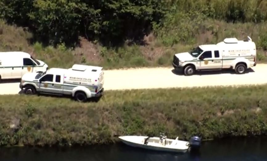 Miami-Dade Police homicide detectives investigating body found in canal ...