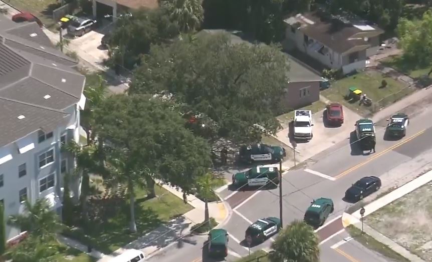 Man in custody after SWAT standoff in Dania Beach - WSVN 7News | Miami ...