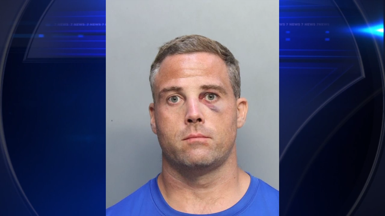 Police arrest 33-year-old man accused of stealing police cruiser from ... Police arrest 33-year-old man accused of stealing police cruiser from ...