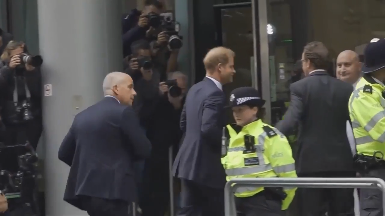 Prince Harry testifies the tabloids destroyed his childhood, but fails ...