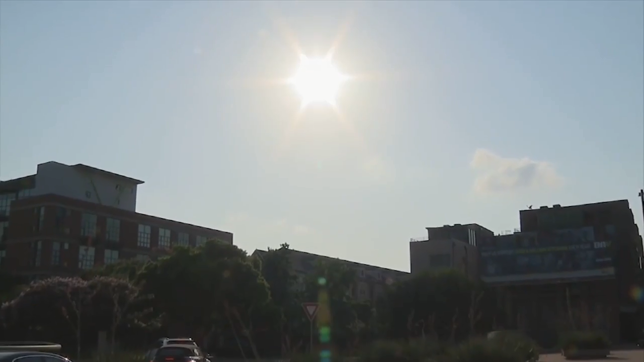 Sweltering heat tests Texas’ power grid and patience as thousands in ...