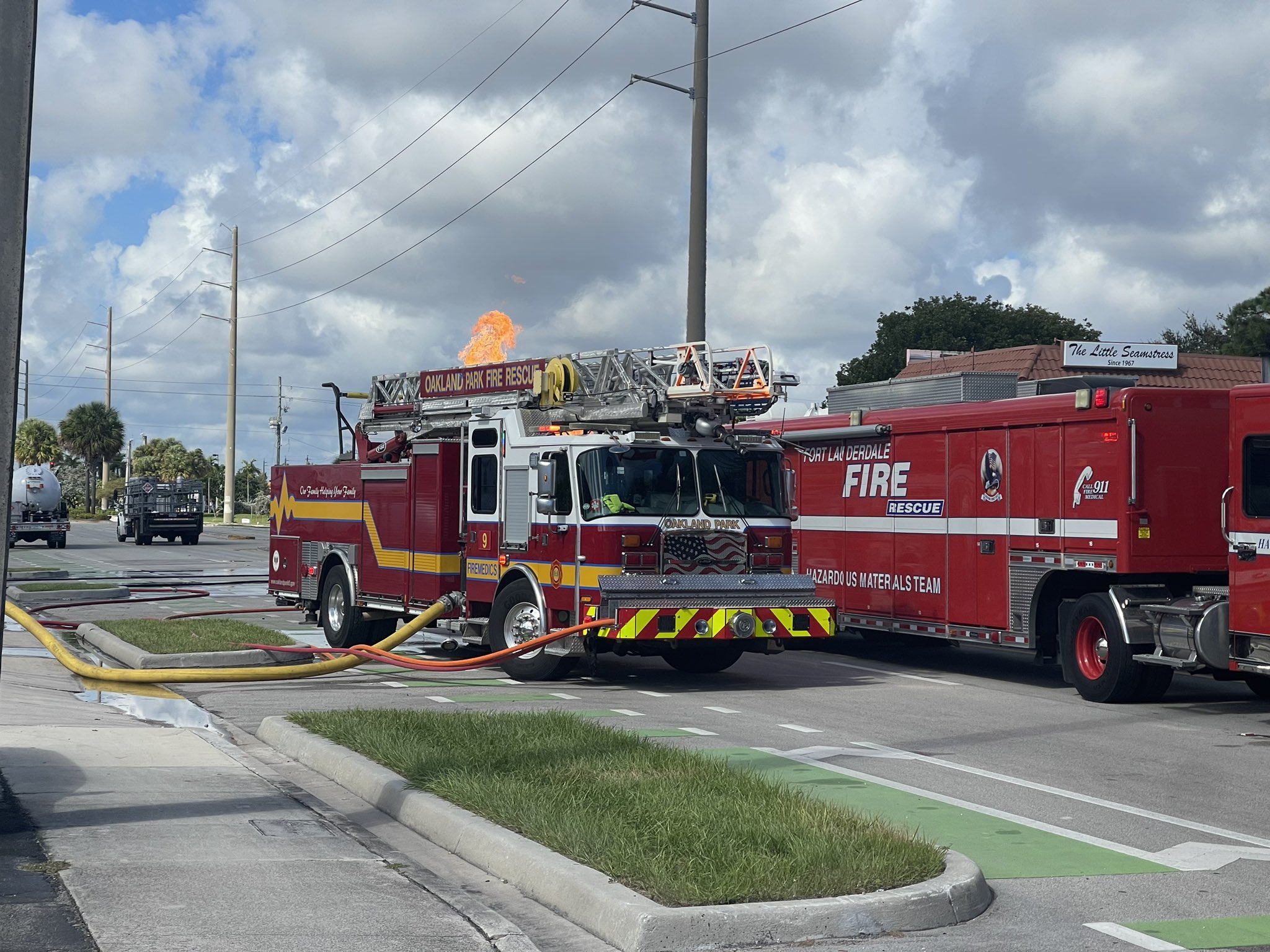 Oakland Park Flea Market fire forces evacuation; no injuries reported ...