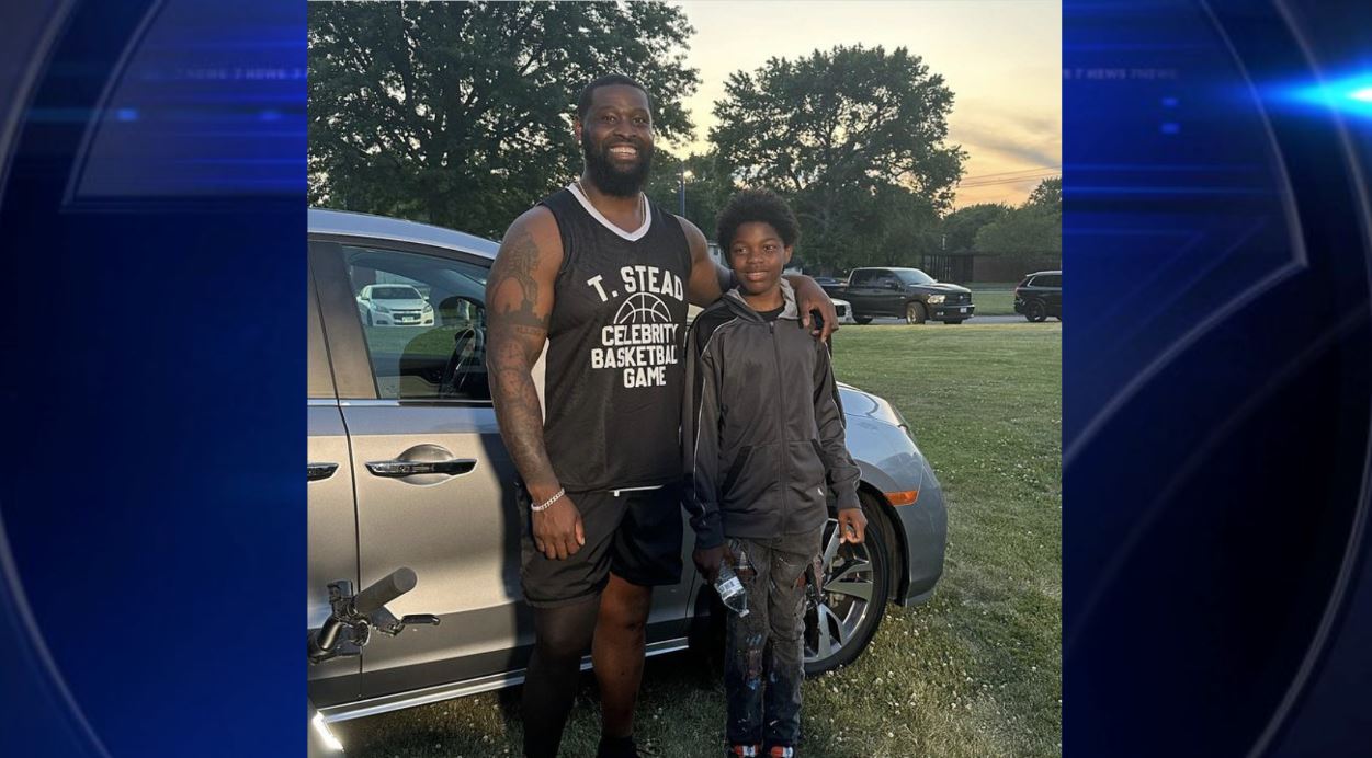 Dolphins’ Terron Armstead surprises student who walked over 6 miles to ...