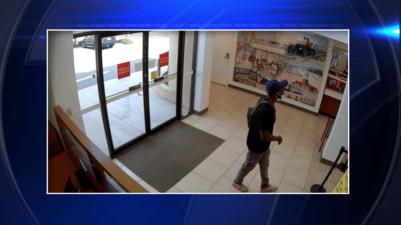 FBI releases photos of Hallandale Beach bank robbery - WSVN 7News ...