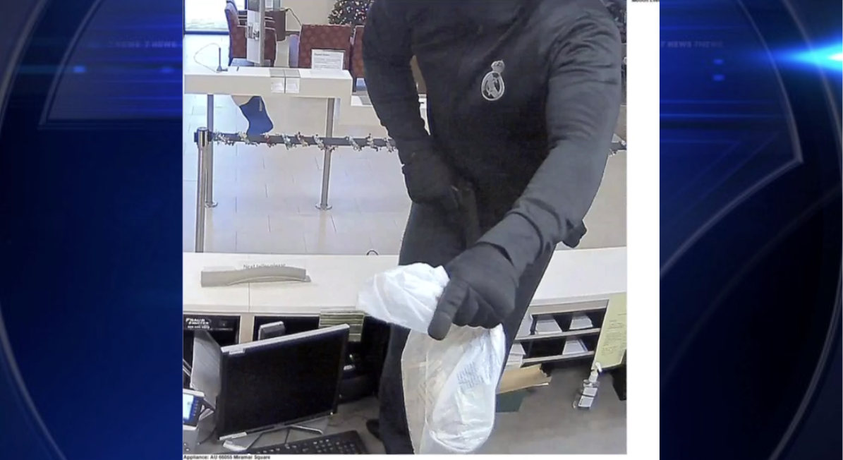 Hialeah man sentenced to over 11 years for 2019 armed bank robbery ...