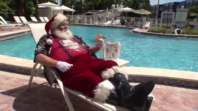 Summer Yuletide: Santa heads to SoFlo for Las Olas’ annual Christmas in ...