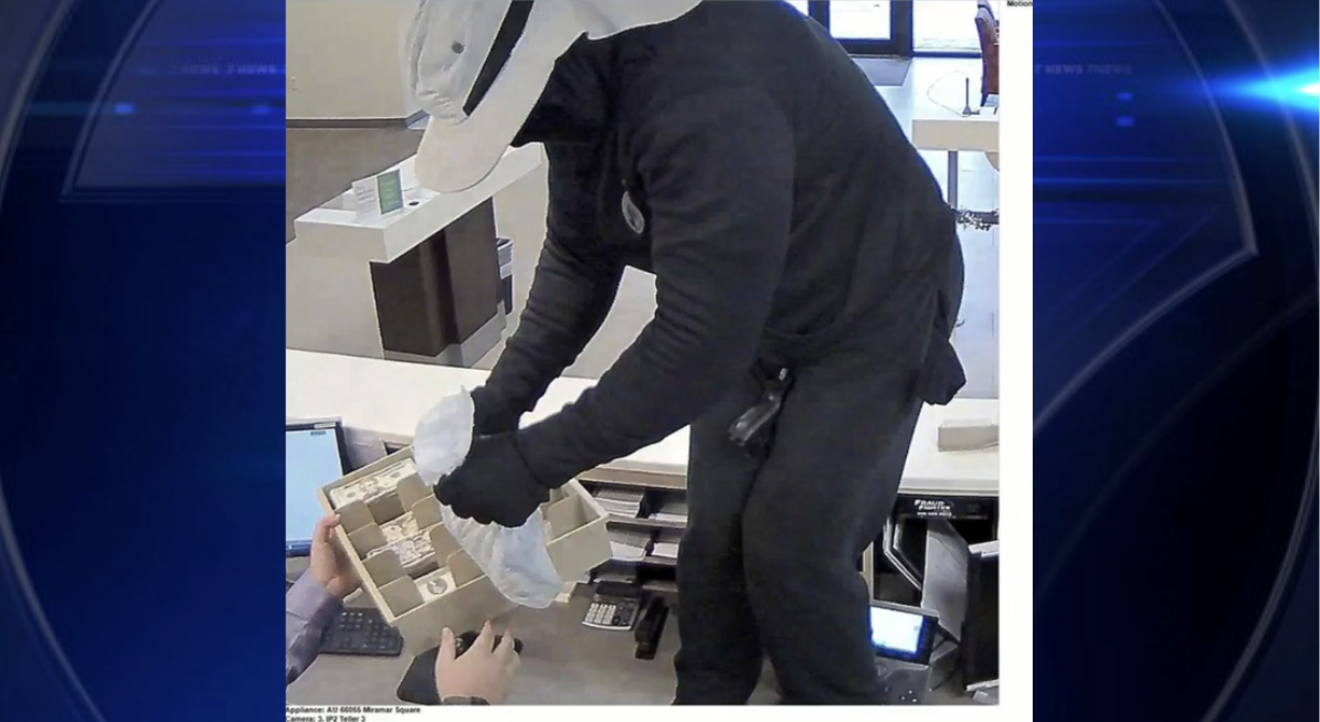 Hialeah man sentenced to over 11 years for 2019 armed bank robbery ...