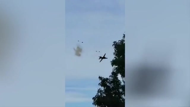 2 people safely eject from jet that later crashed during Thunder Over ...
