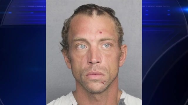 Fort Lauderdale Beach hotel guest fatally shot, leaving tourists ...