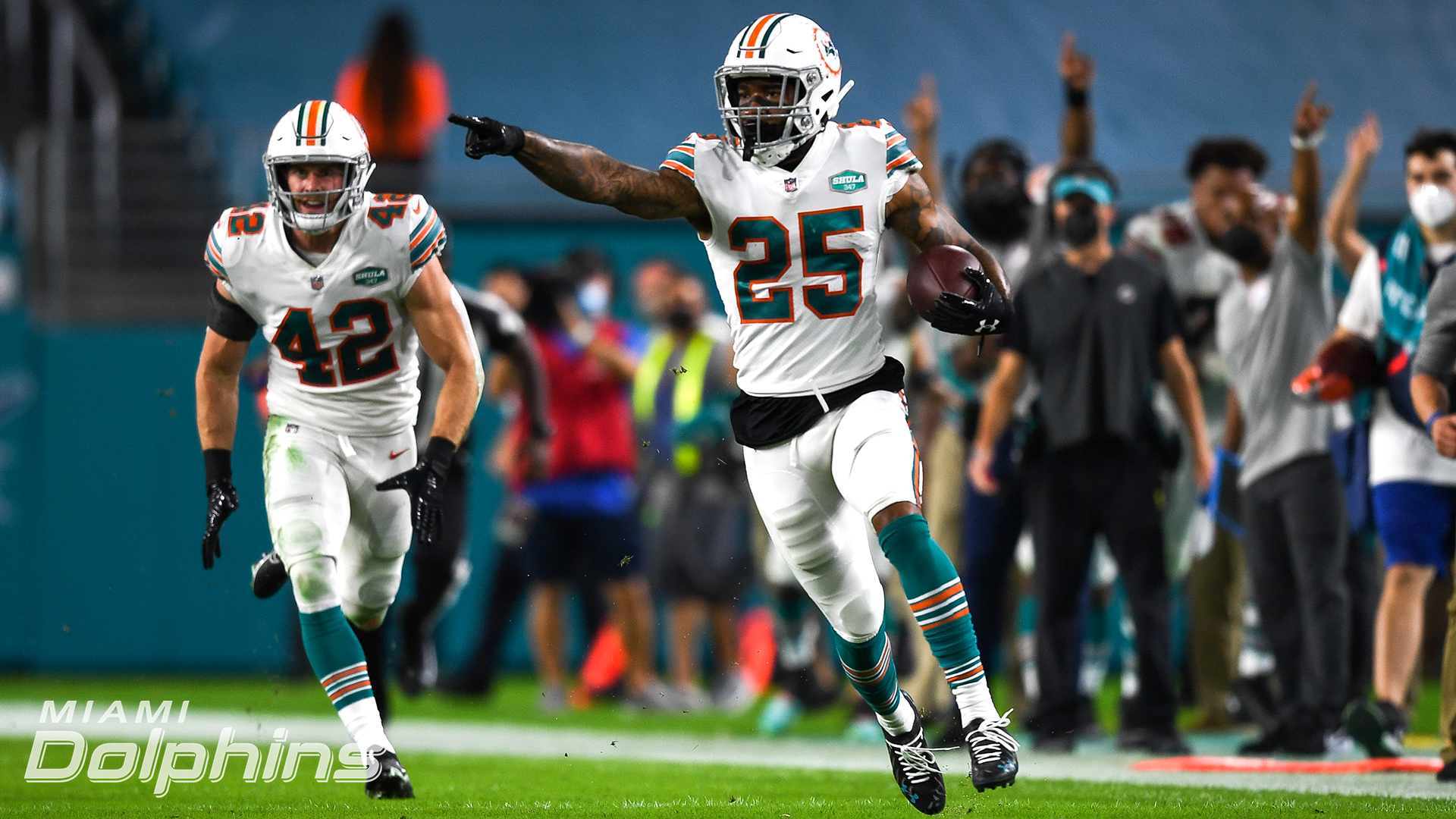 Dolphins release CB Xavien Howard, their longest-tenured player - WSVN ...