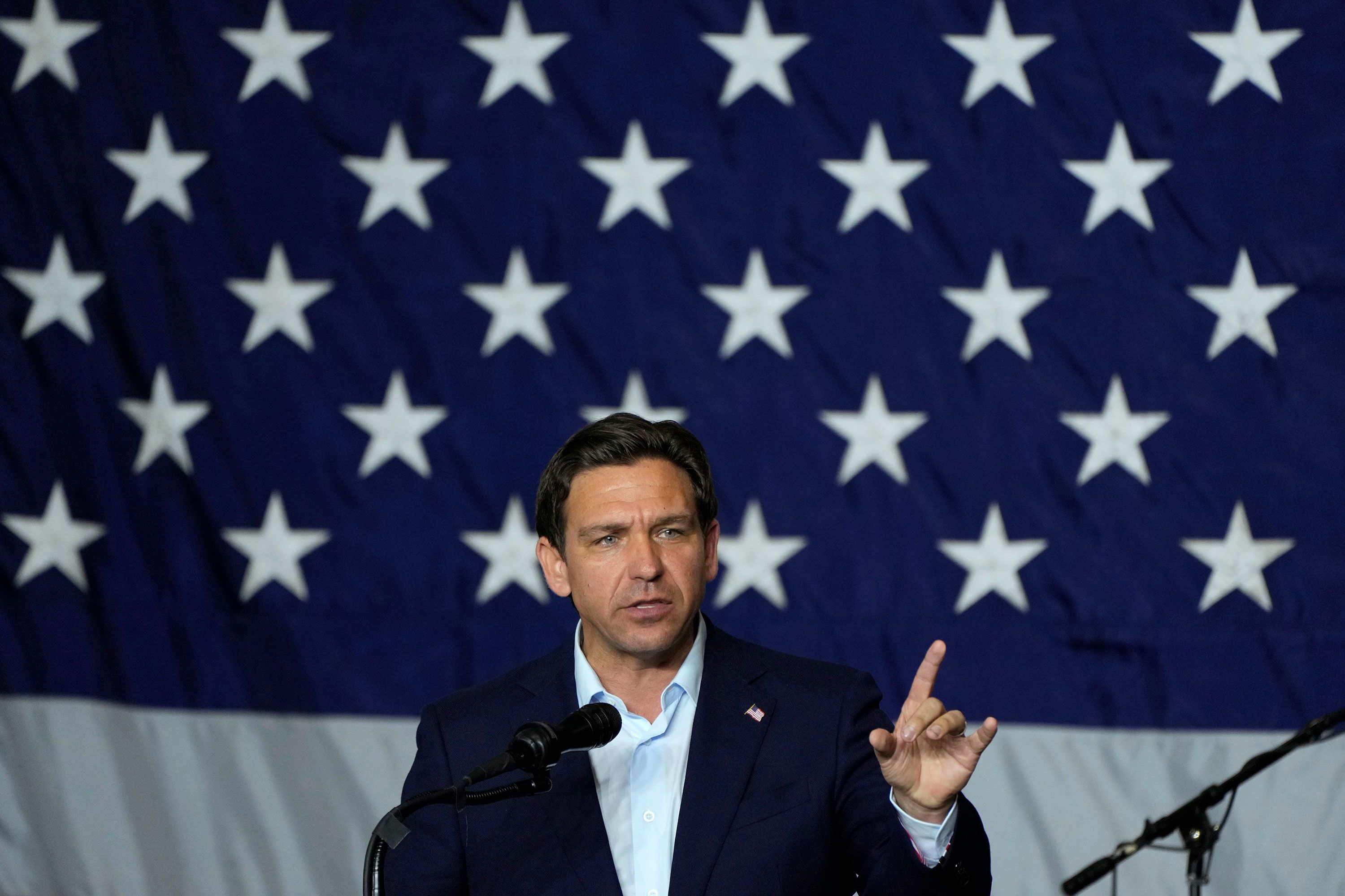 Pro-DeSantis super PAC debate memo stirs anger and confusion from ...