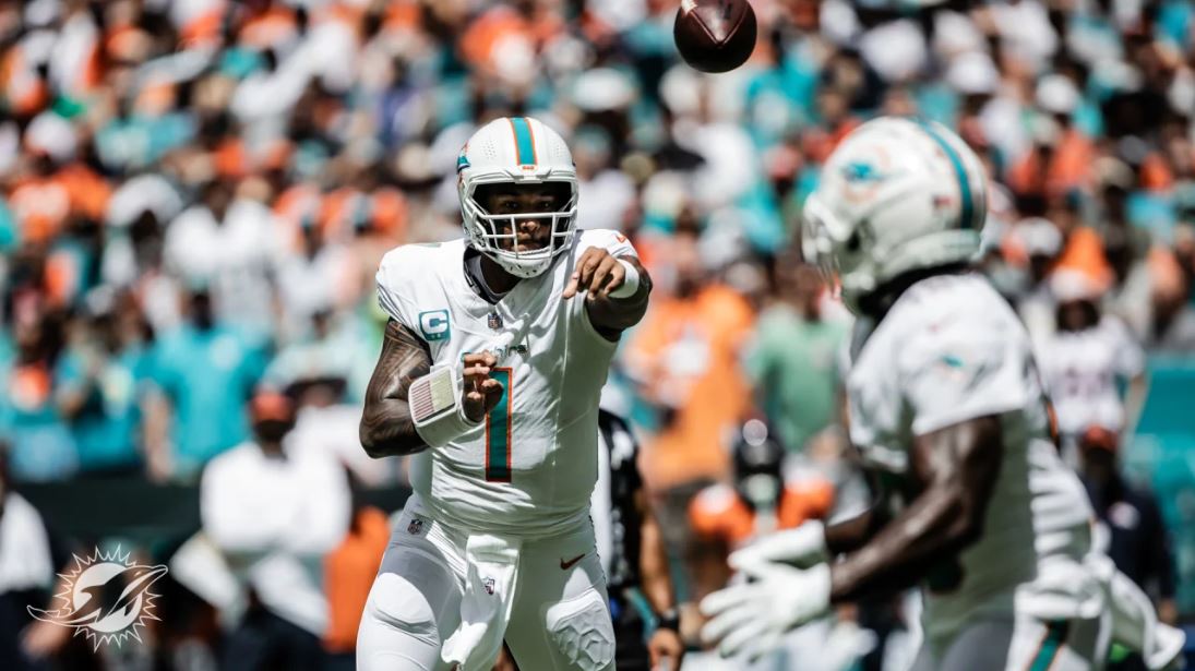 Dolphins’ Tua Tagovailoa named AFC Offensive Player of the Month - WSVN 7News | Miami News ...
