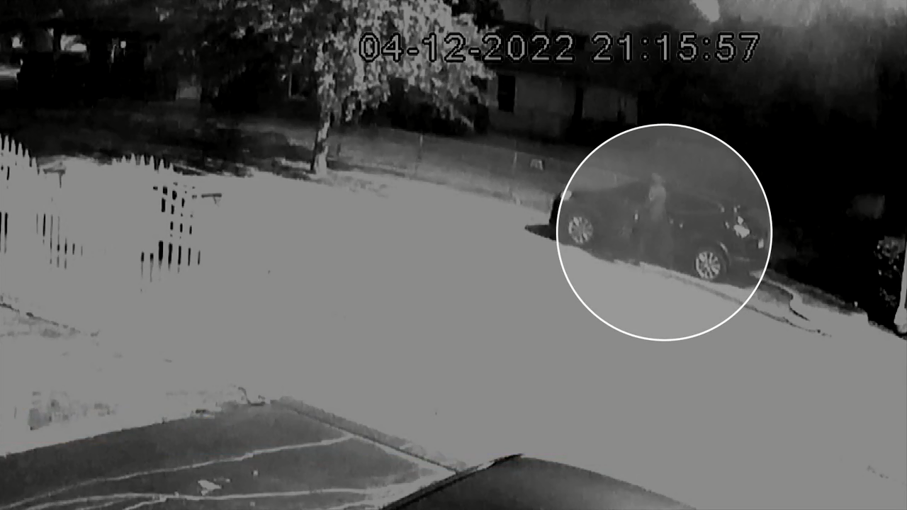 Police release surveillance video of suspect leaving scene after 45 ... Police release surveillance video of suspect leaving scene after 45 ...