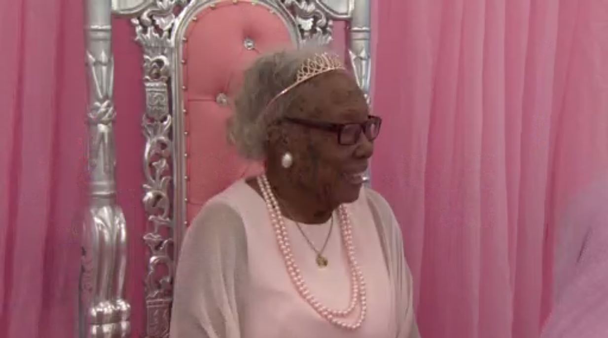 ‘I’m just so happy’: Miami Gardens woman celebrates 100th birthday with ...