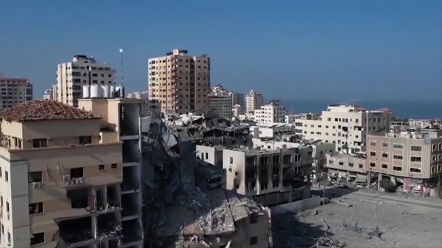 Humanitarian aid is stuck at Gaza-Egypt border as Israeli siege strains ...