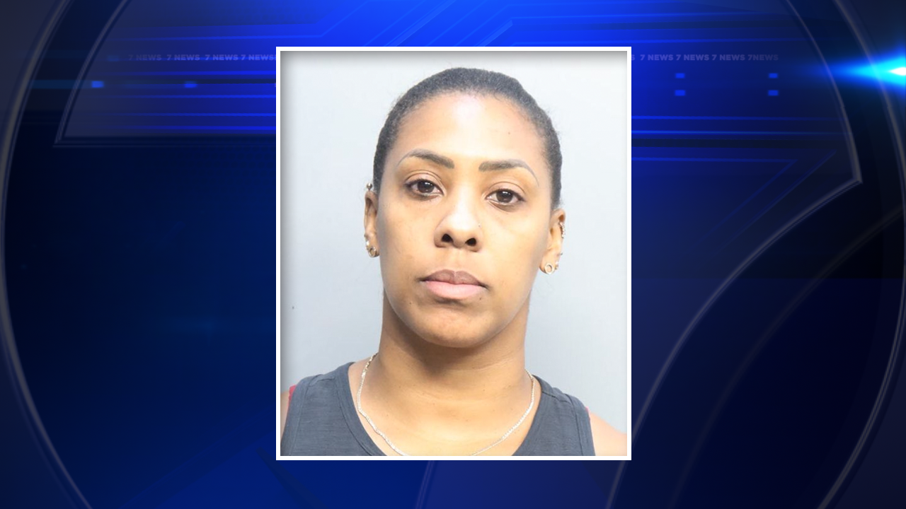 South Florida school secretary accused of crossing the line with a ...