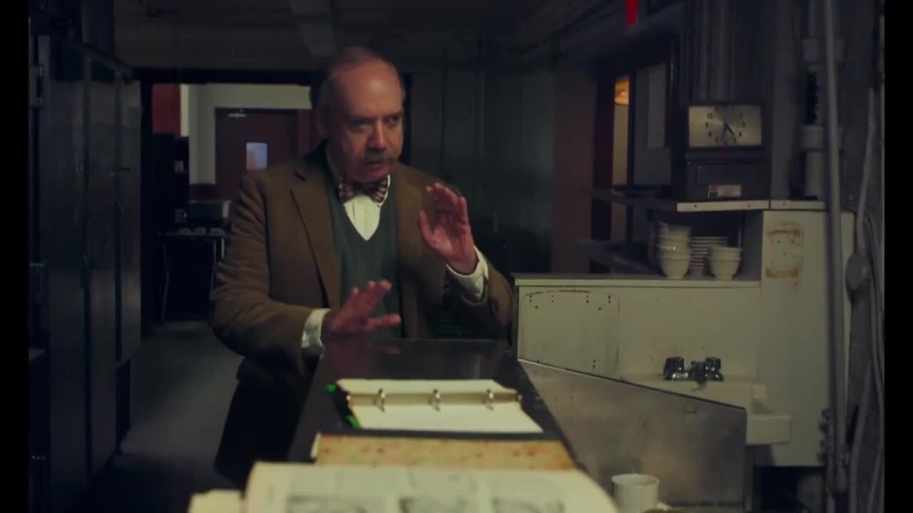 Paul Giamatti stars as a grumpy professor in ‘The Holdovers’ - WSVN ...