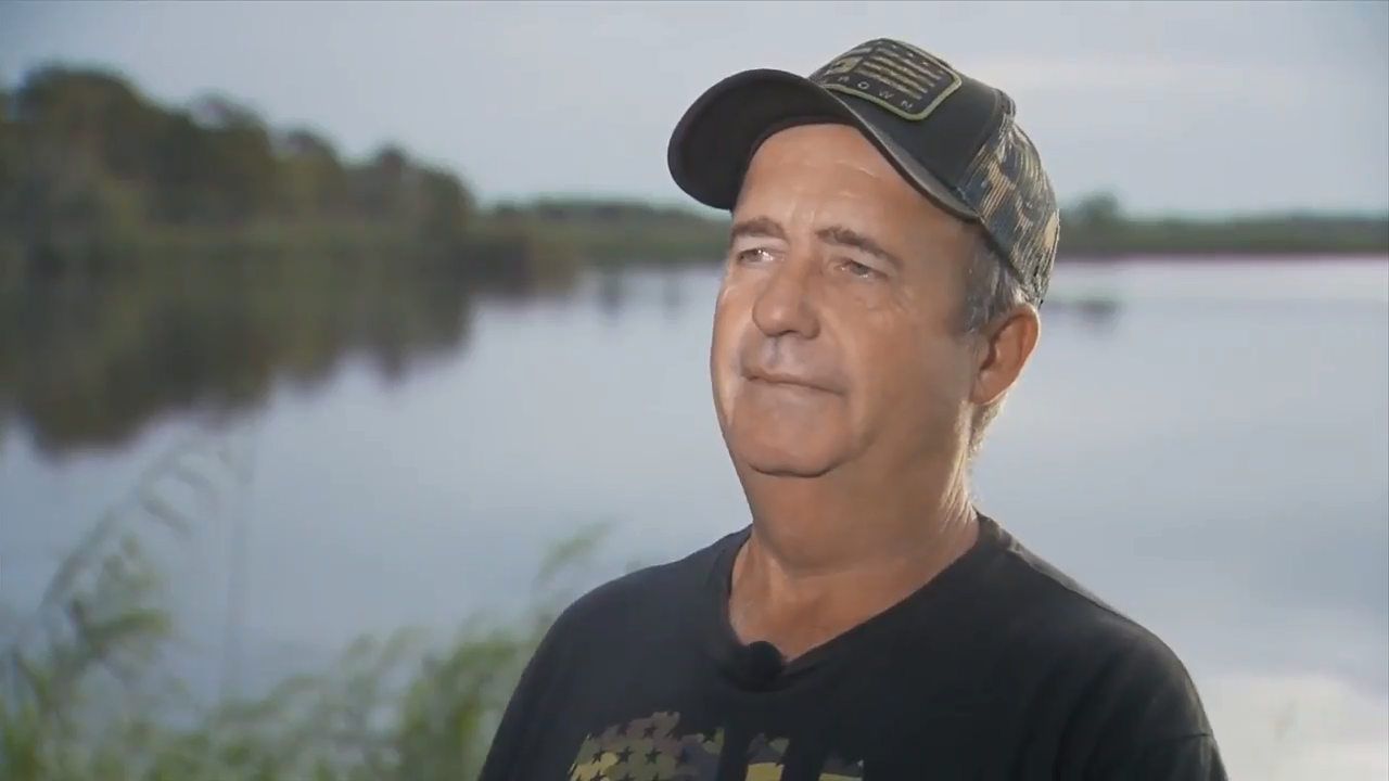 Retired Florida firefighter helps rescue man in lake - WSVN 7News ...