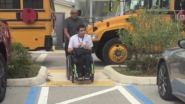 Bus blocks teen in wheelchair - WSVN 7News | Miami News, Weather ...