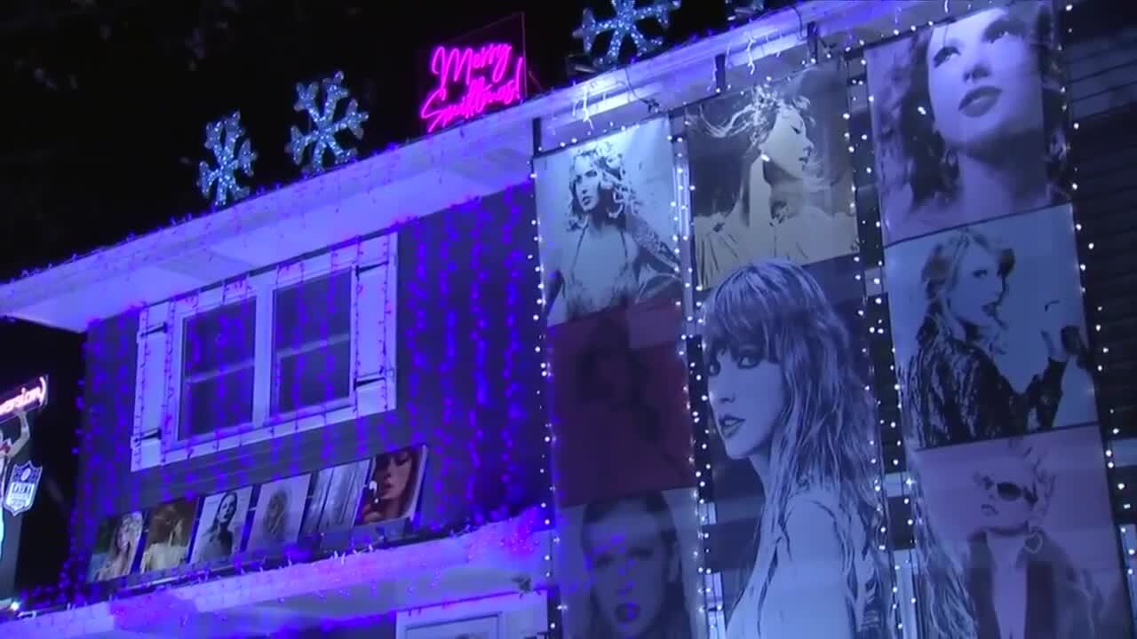 Family celebrates ‘Swiftmas’ with Taylor Swift-inspired decorations ...