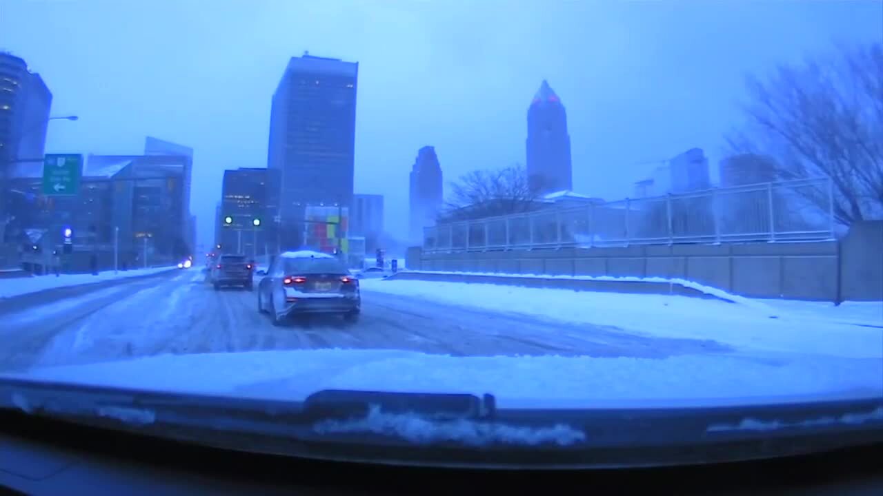 Storm closes schools in Cleveland, brings lake-effect snow into ...