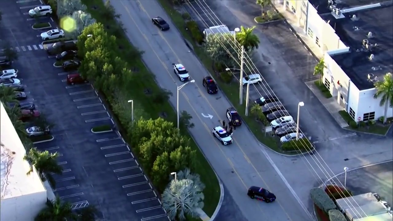 Carjacking in Doral sparks police chase, ends in arrest in Medley ...