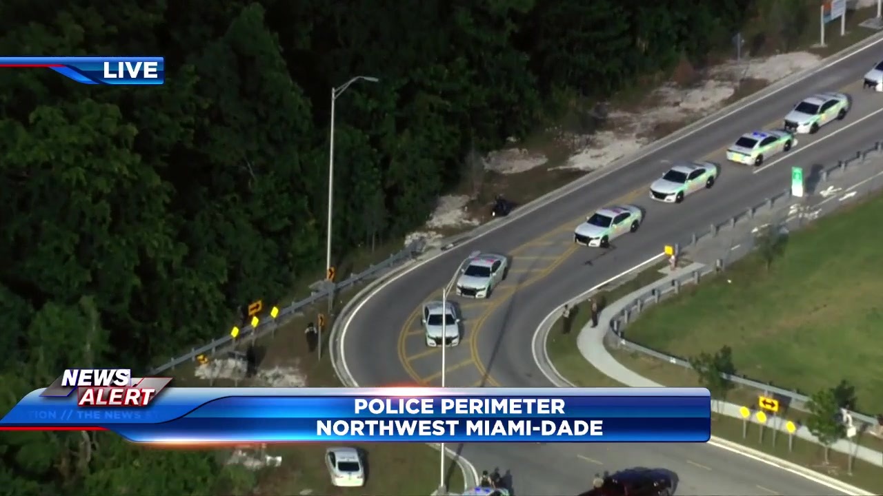 Police establish perimeter in NW Miami-Dade amid search for man accused of stealing motorcycle ...