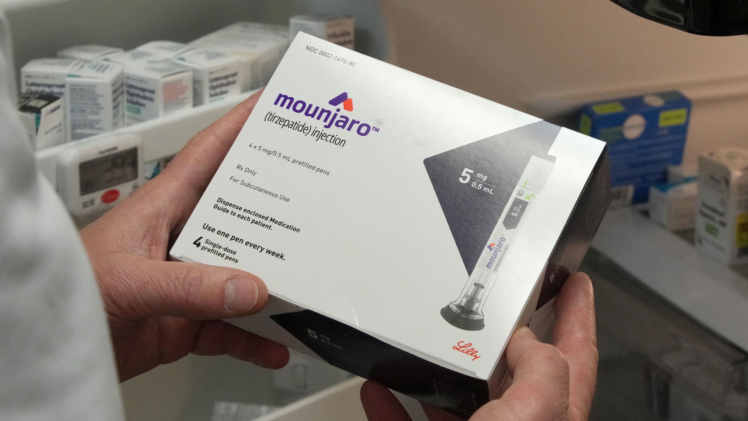 Users of diabetes drug Mounjaro lost more weight than those on Ozempic ...