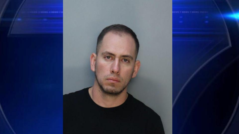Miami-Dade Police officer charged with armed kidnapping, sexual battery ...