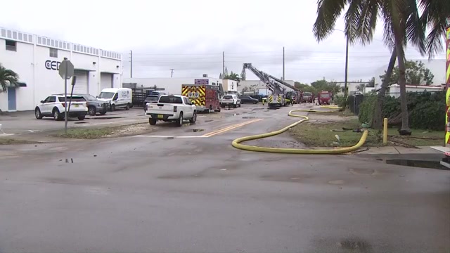 Shipping containers catch fire in Hollywood; no injuries - WSVN 7News ...