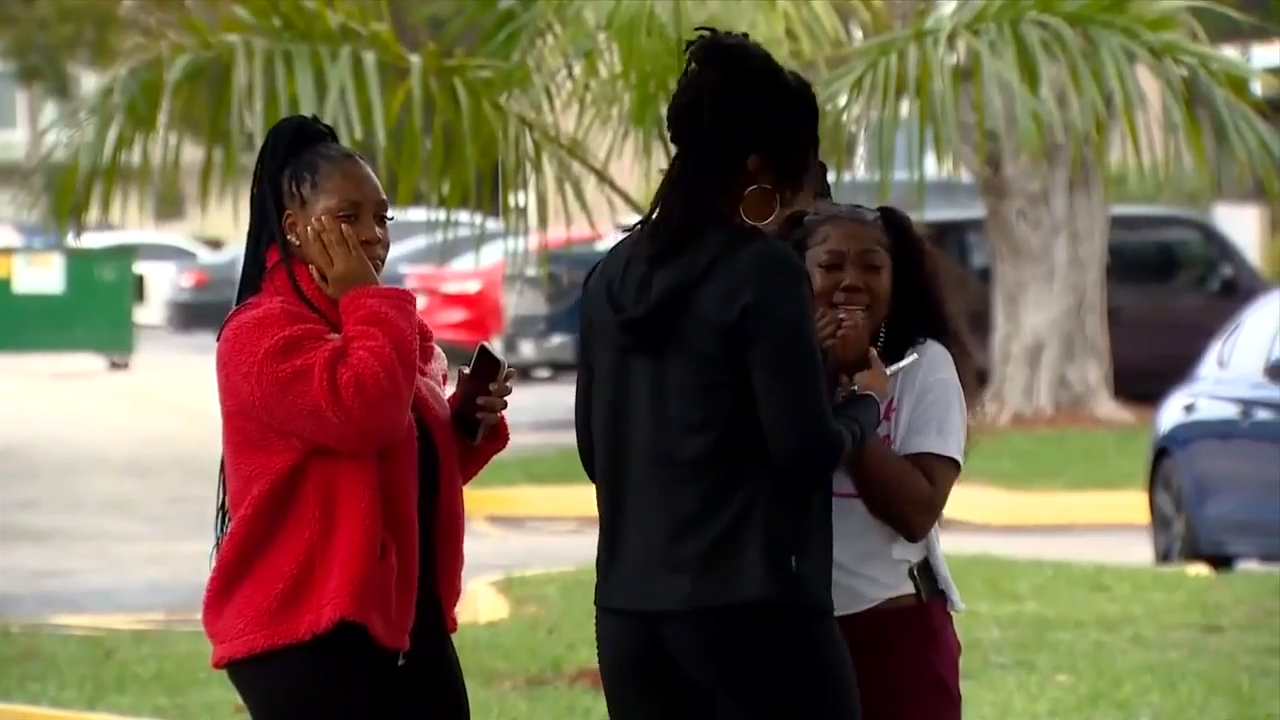 Family mourns loss of 29-year-old woman killed in Tamarac condo fire ...