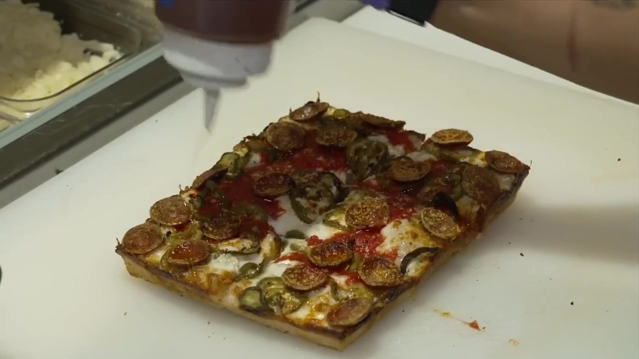 Emmy Squared Pizza opens new spot in Fort Lauderdale, bringing Detroit ...