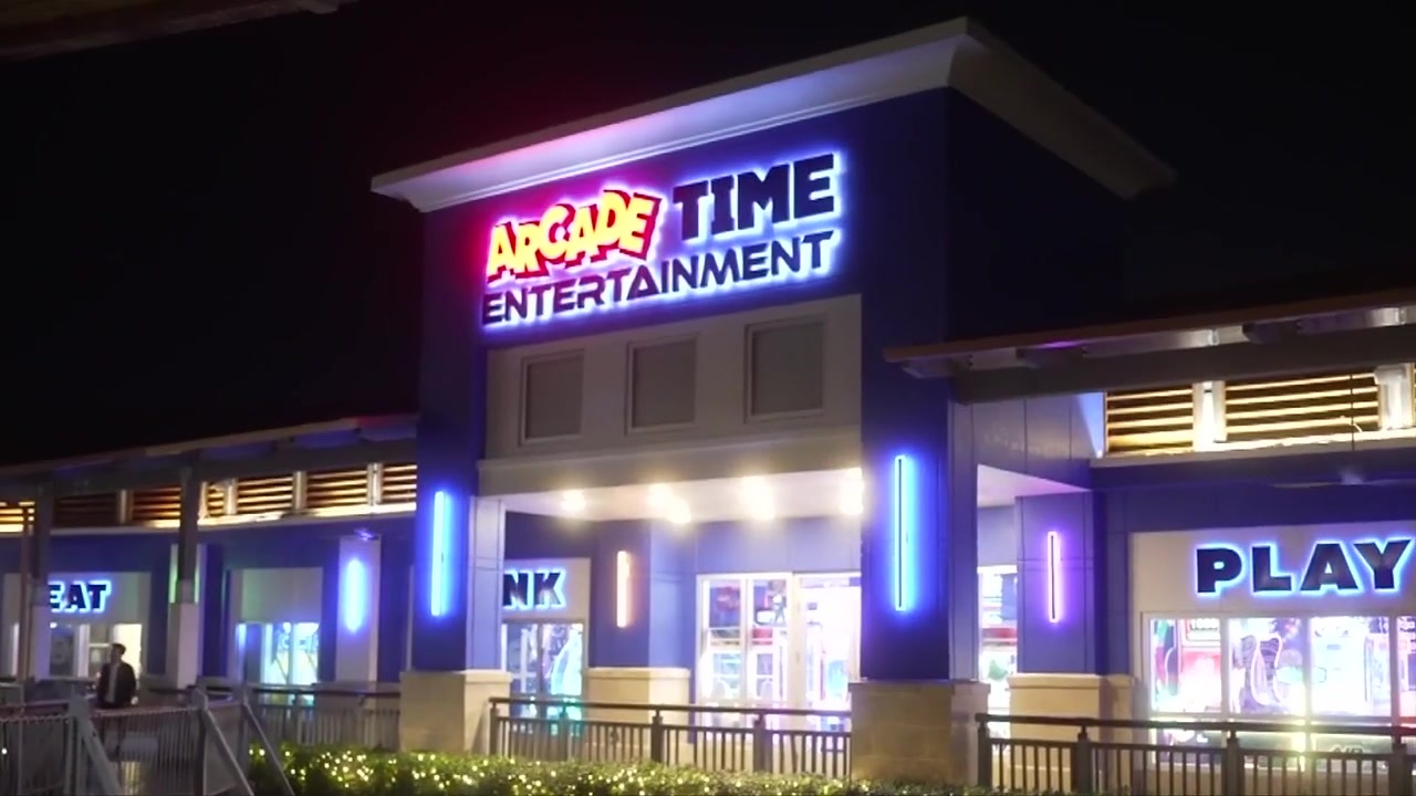 New arcade at The Falls aims to revitalize the entertainment scene in South Florida - WSVN 7News ...