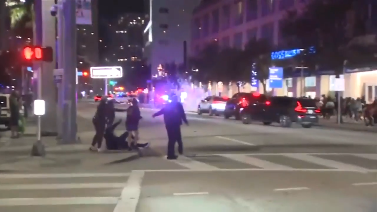 4 teens arrested following chaotic chain of events near Bayside ...