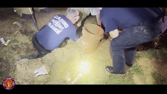 Louisiana man rescued after getting stuck in mudhole - WSVN 7News ...