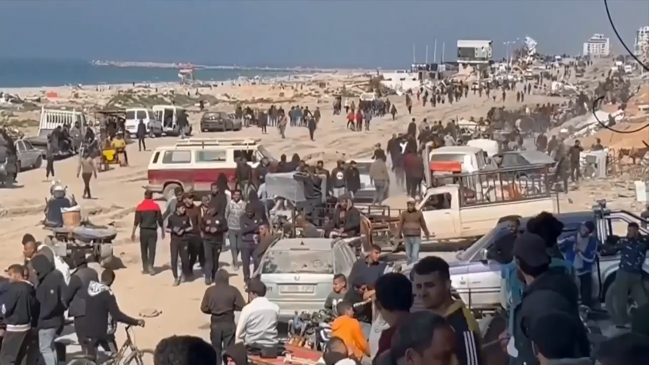 Hamas says it will free 6 living hostages and hand over 4 bodies ...