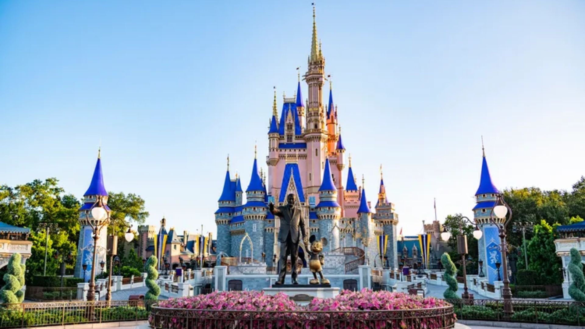 Fired Disney employee sentenced after hacking menus, tampering with ...