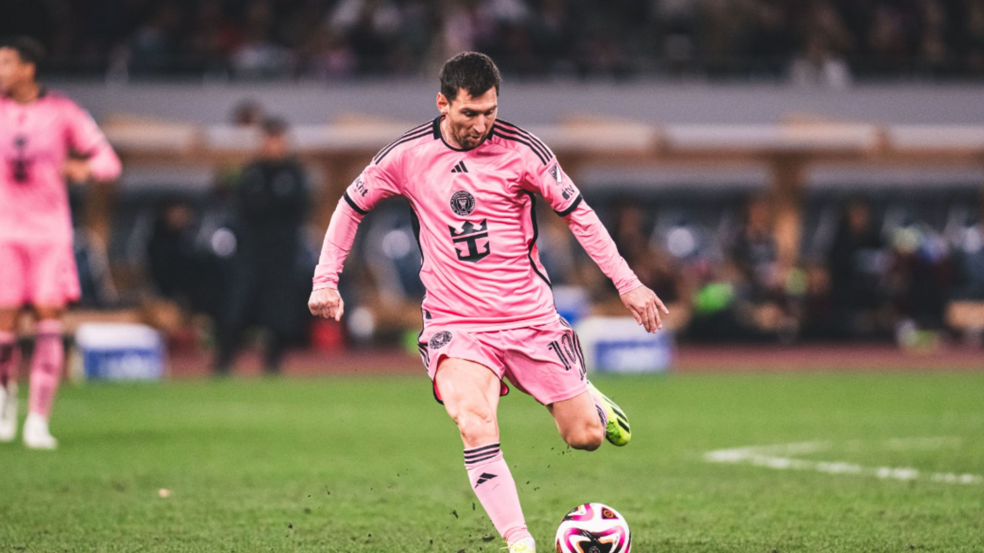 Lionel Messi strikes early, Inter Miami beats Sporting KC 3-1 to advance in Champions Cup - WSVN ...