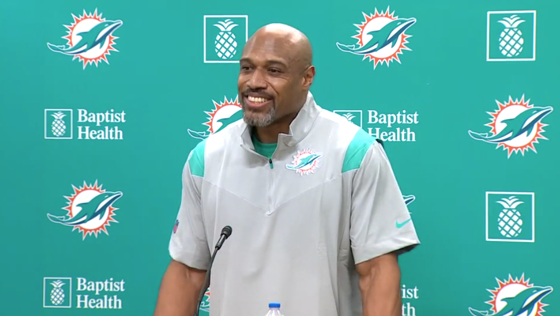 The Miami Dolphins introduce Anthony Weaver as defensive coordinator ...