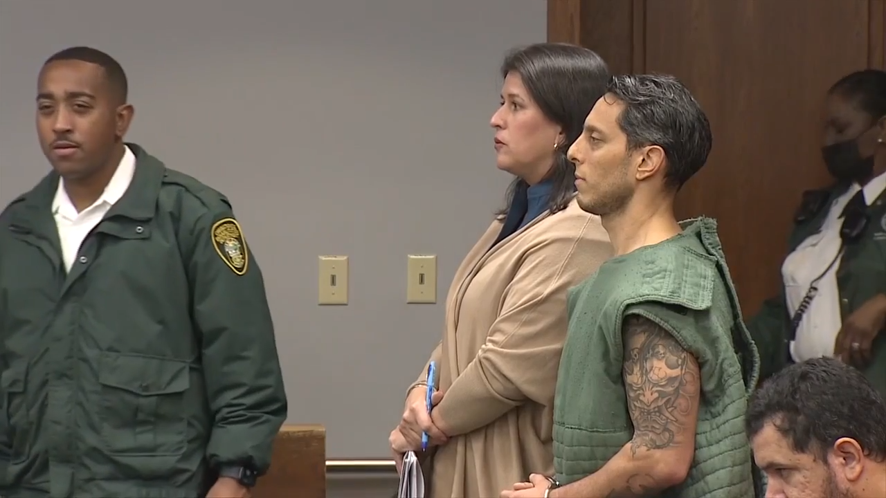 Court documents detail explicit text messages former Key Biscayne ...