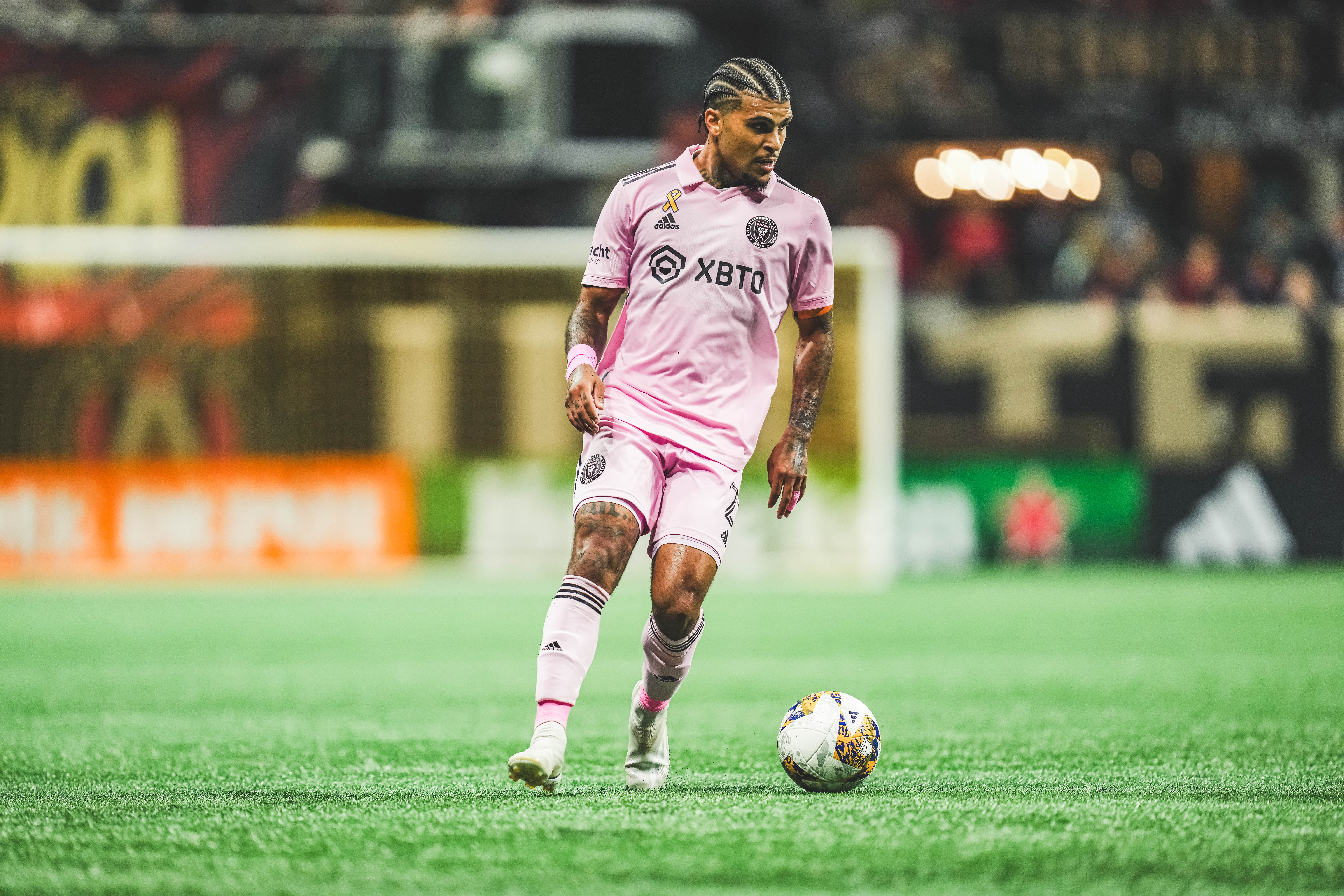 American defender DeAndre Yedlin traded to Cincinnati from Miami - WSVN ...