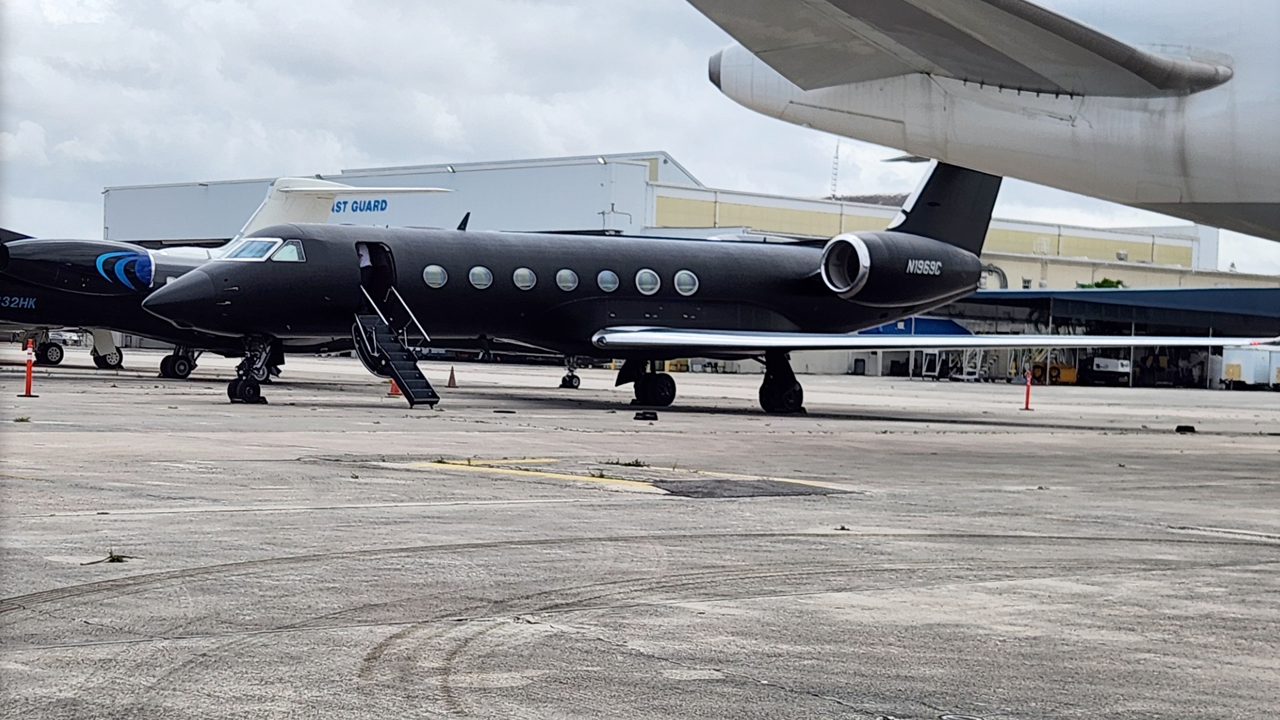 240327 Diddy plane at Opa locka – WSVN 7News | Miami News, Weather ...