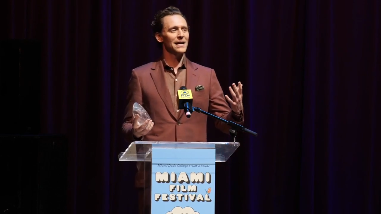 Actor Tom Hiddleston receives “Virtuoso Award” from the Miami Film ...
