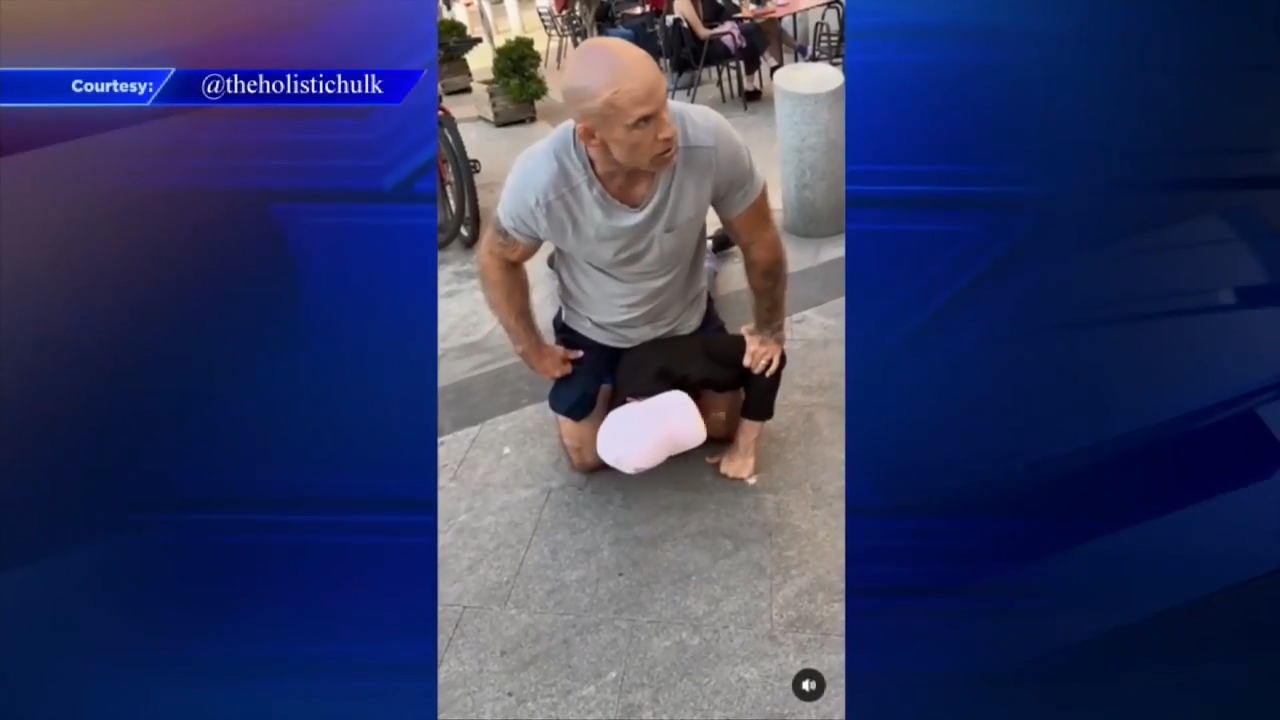 Retired MDFR firefighter takes down thief who snatched chain, mother’s ...