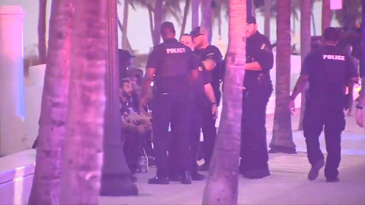 2 officers recovering after being pepper sprayed breaking up a fight at ...