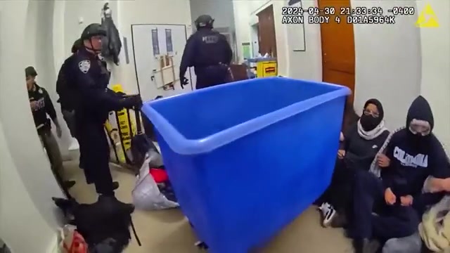 Police officer fired gun while clearing protesters from Columbia ...