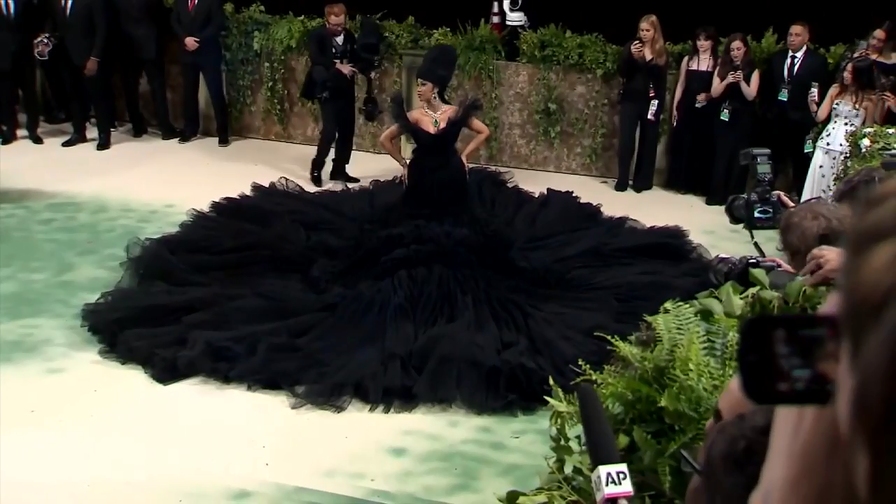 Inside the Met Gala: A fairytale forest, woodland creatures, and some ...