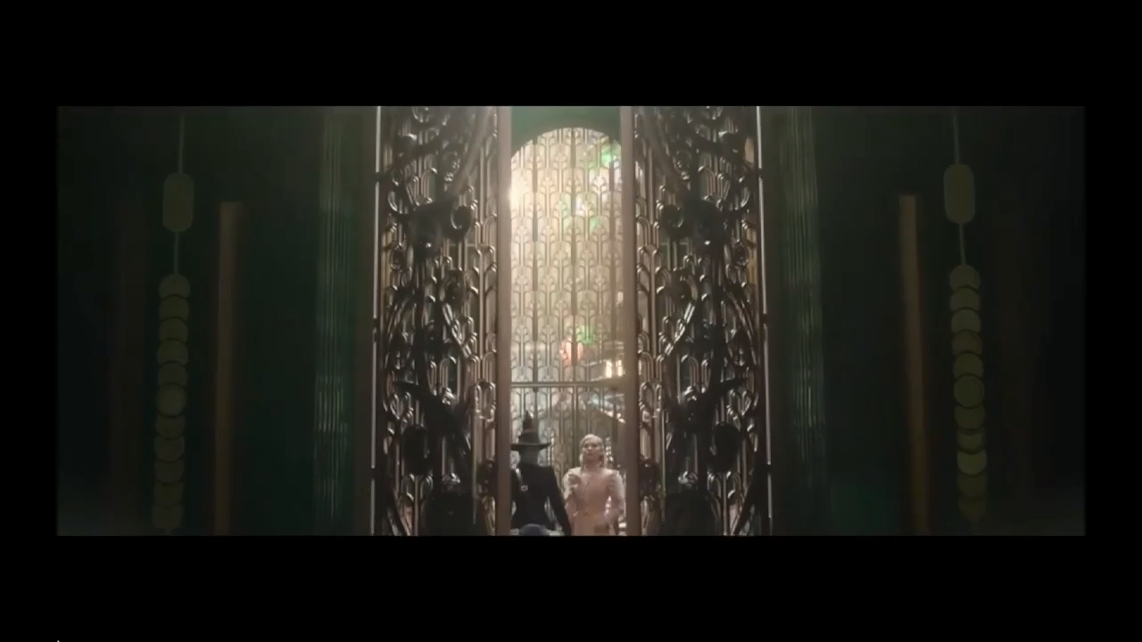 New footage from the ‘Wicked’ film featuring Ariana Grande and Cynthia ...