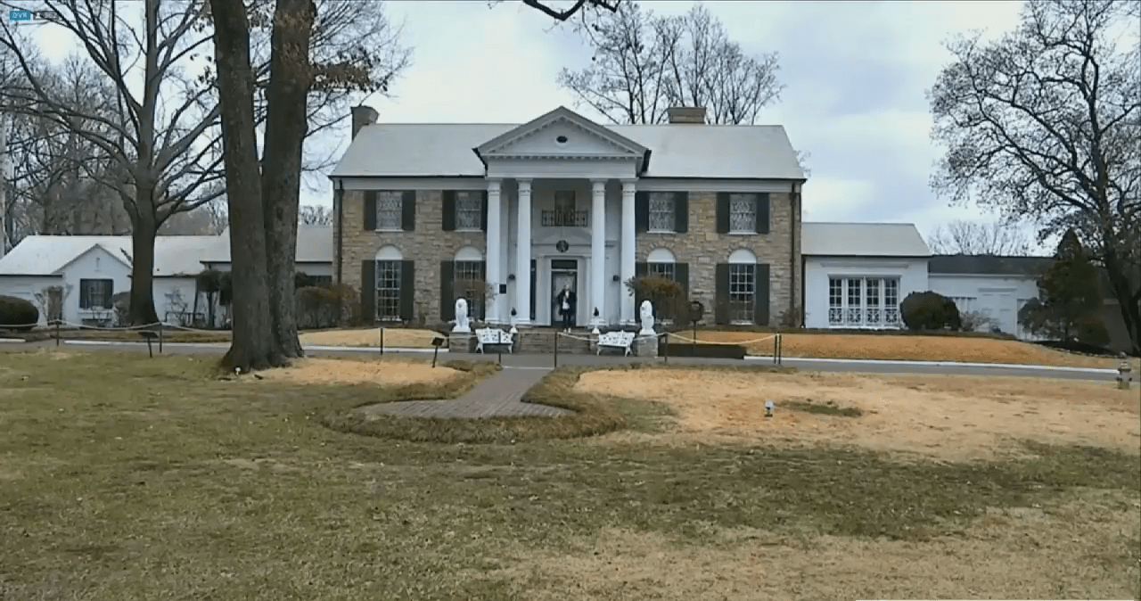 Missouri woman pleads guilty to federal charge in plot to sell ...